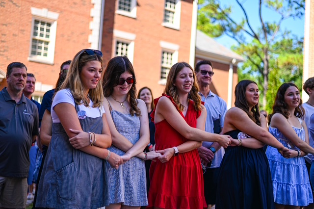 Rho Delta (Samford U) Dedicates New Home - Alpha Omicron Pi